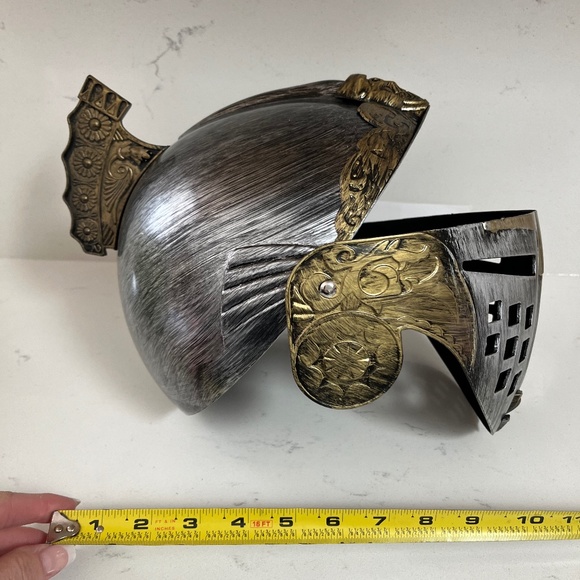 Nicky Bigs | Costumes | New Knights Helmet New Medieval Gladiator ...
